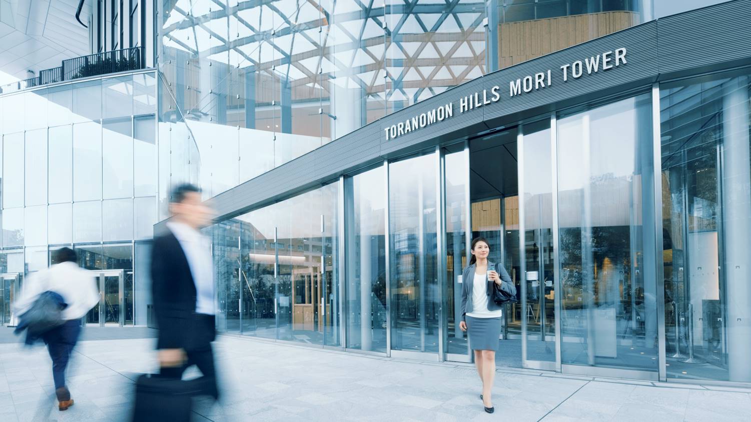 SMART ENTRANCE SOLUTIONS FOR BUILDINGS - Sonha Auto